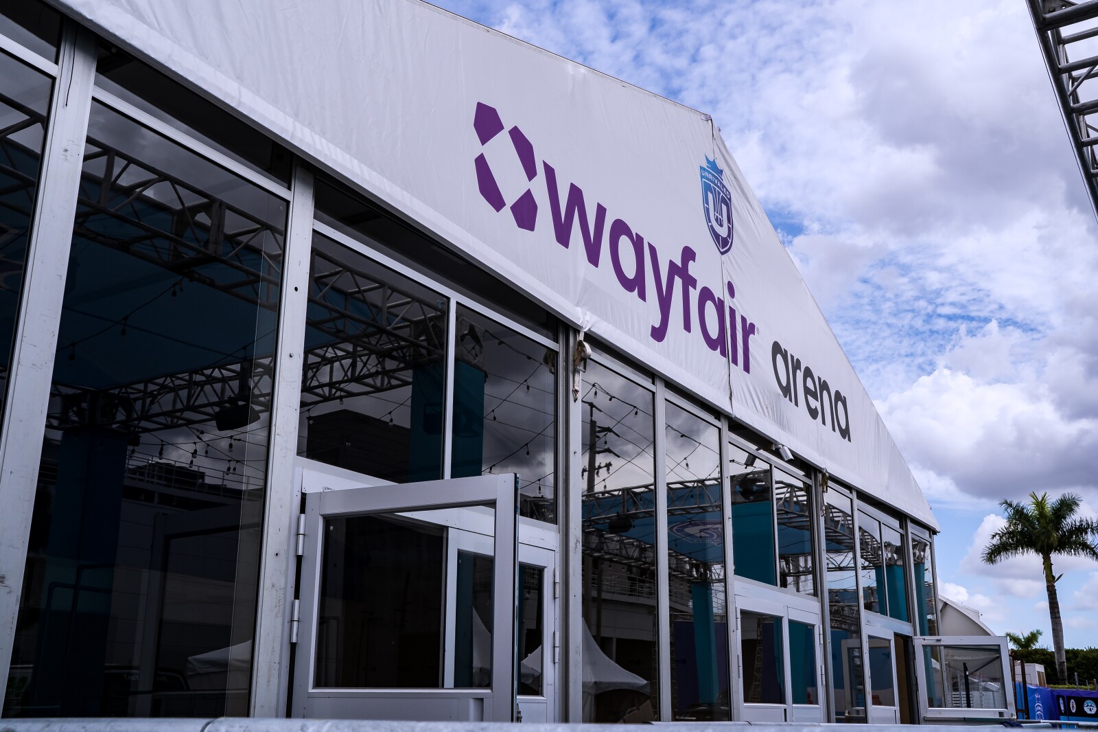 About Wayfair | Unrivaled and Wayfair Agree to Multi-Year Naming Rights ...
